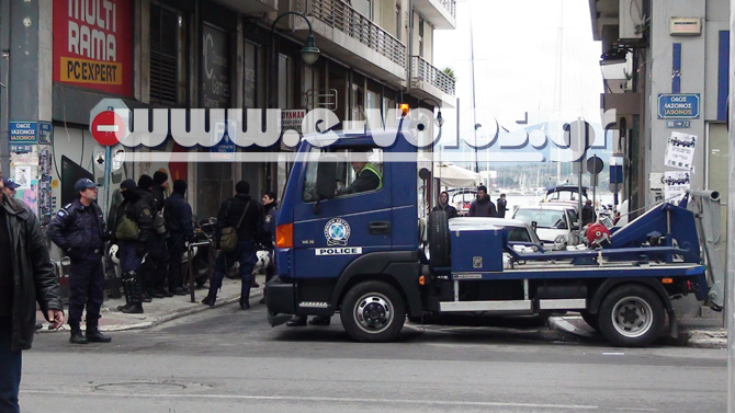 Direct News - Βόλος: Προκλητική συνεργασία ΕΛ.ΑΣ. και Χρυσής Αυγής ...